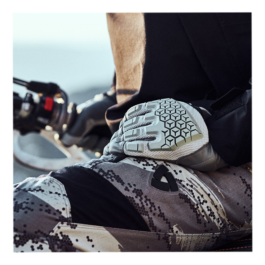 Revit Caliber Mid Grey Gloves